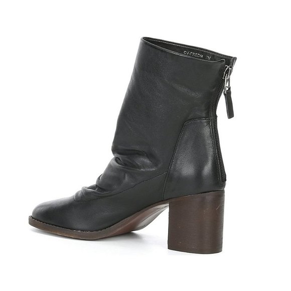 Chelsea & Violet | Shoes | Chelsea Violet Freedom Black Block Heel ...